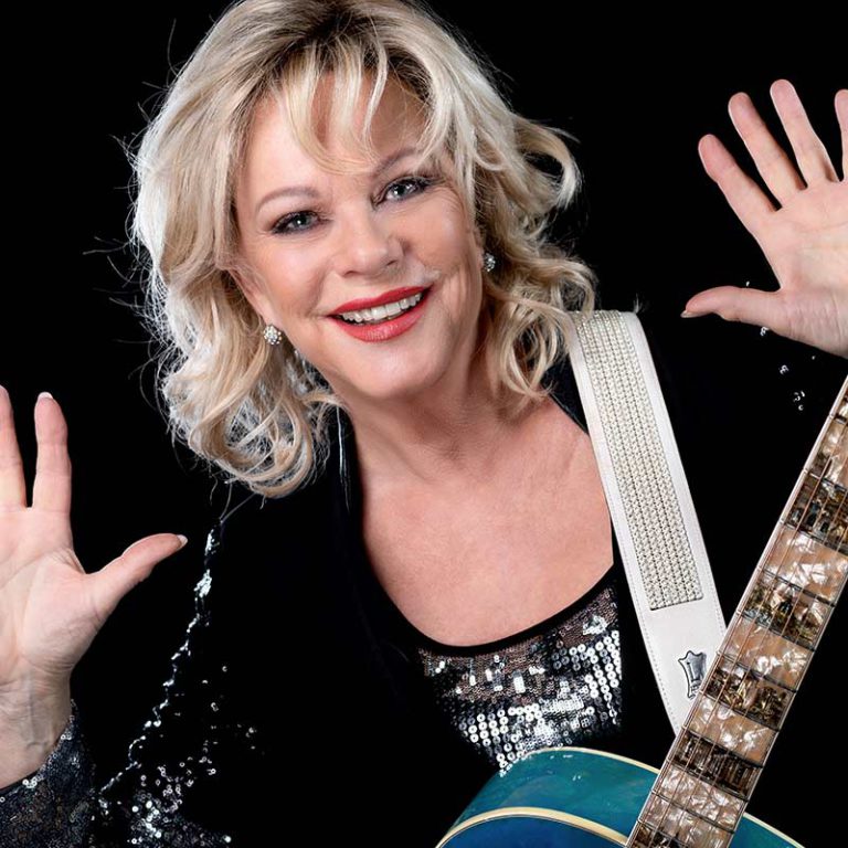 Pressedownload - Lisa Fitz