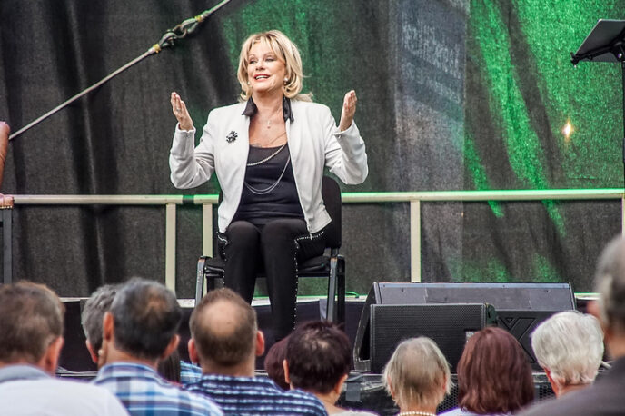 Lisa Fitz – Lisa Fitz – Kabarettistin – Schauspielerin – Autorin